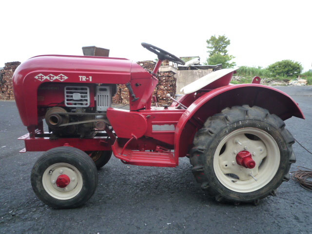 1965年認定ポルシェ似乗用耕耘機ヰセキTR-1「朝1分の農機考古学」 | 水戸市大場町・島地区農地・水・環境保全会便り